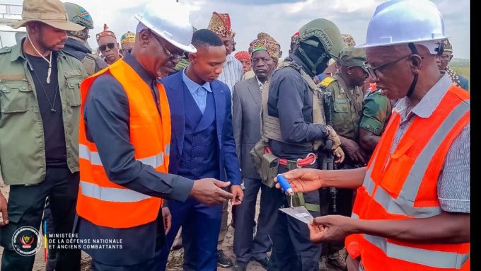 Le vice-Premier ministre de la Défense à Mbuji-Mayi pour lancer un ...